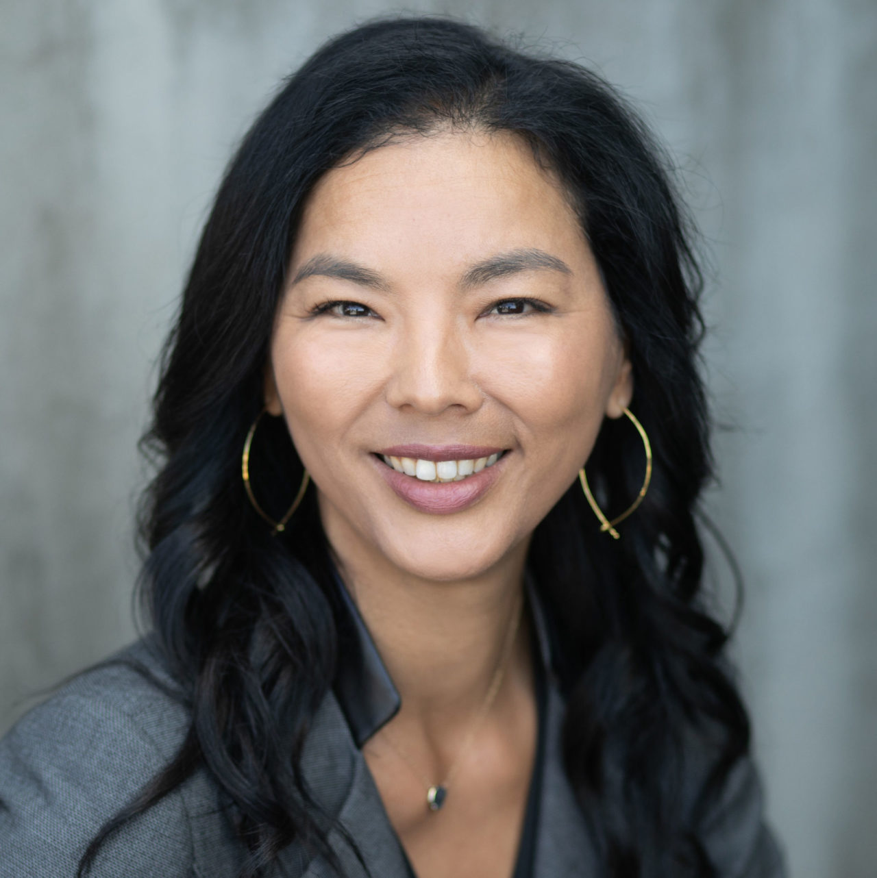 Lisa Anderson - Digital Entertainment World